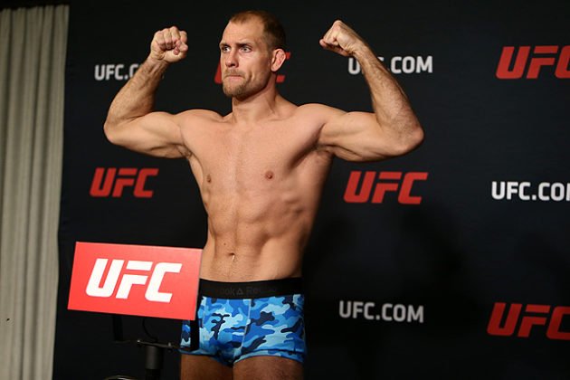 UFC Milwaukee Results: Zak Ottow Wins Split Decision Against Dwight ...