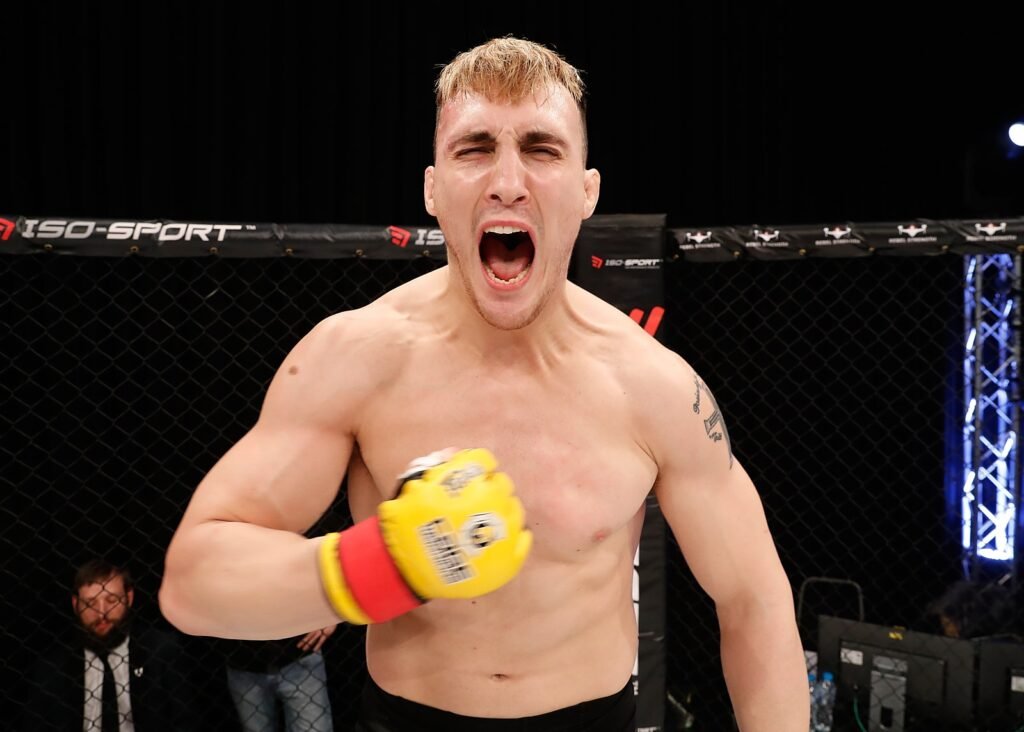 Welcome to the UFC: Modestas Bukauskas and Andreas Michailidis