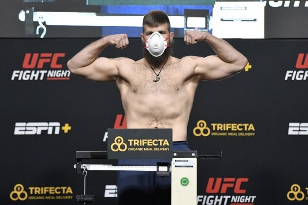 The Weight Cutting Chronicles: Tanner Boser Drops to 205lbs