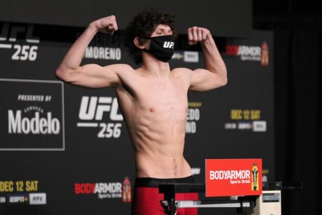 Chase Hooper vs. Steven Peterson Lined Up for UFC 263
