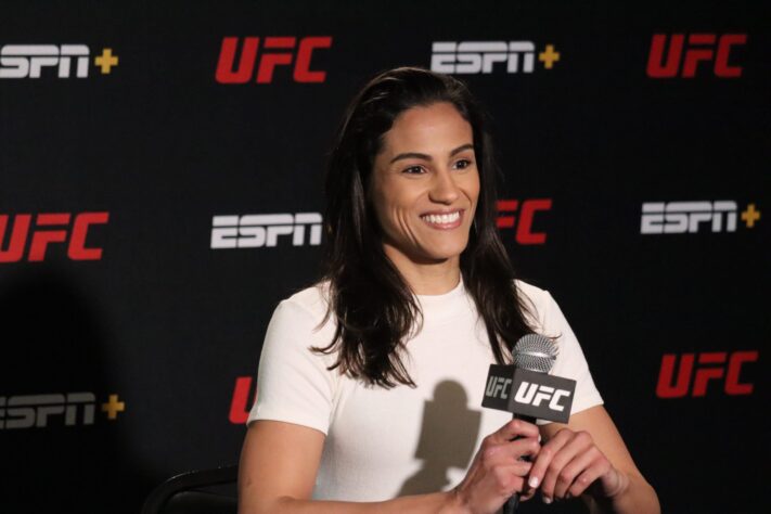 UFC Vegas 33: Gloria de Paula Says Fight With Cheyanne Buys Will Go ...