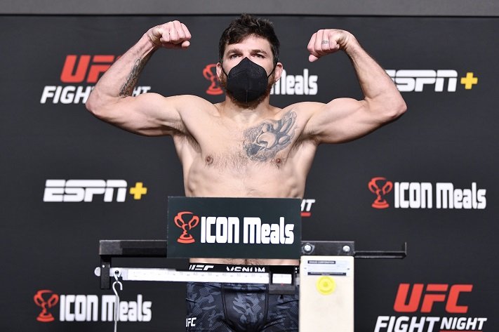 Jim Miller Earns One of Four Performance of the Night Bonuses at UFC ...