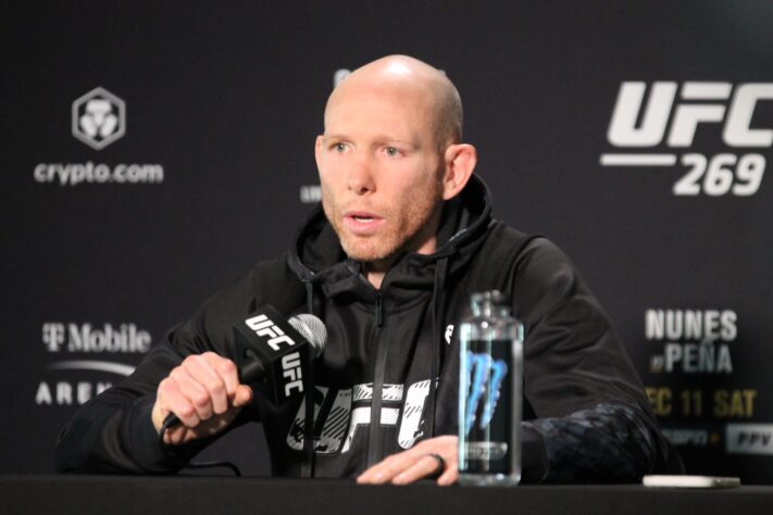 UFC 269: Josh Emmett's Emotional 2020 Fuels His Return To The Cage