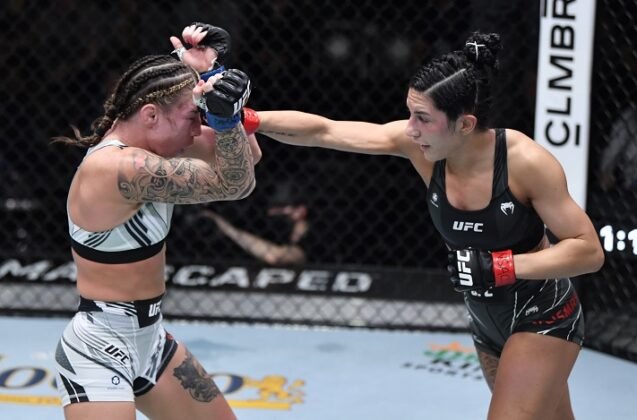 UFC Vegas 44: Speed, Striking of Cheyanne Vlismas Too Much for Mallory ...