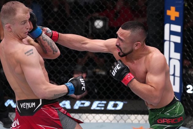 UFC Vegas 51: Faced with Point Deduction, Rafa Garcia Submits Jesse Ronson