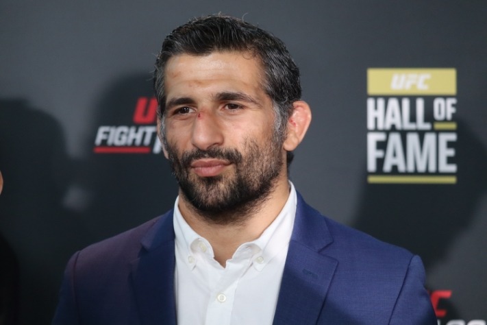 Beneil Dariush Feels He Can Shut Charles Oliveira Down "Pretty Quick ...