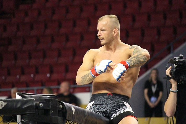 UFC Vet Ronson Wins Gold, Flyweight Prospect Laramie Impresses at BTC 21