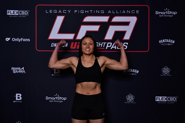 Marnic Mann Replaces Iasmin Lucindo, Faces Josefine Knutsson at Noche UFC