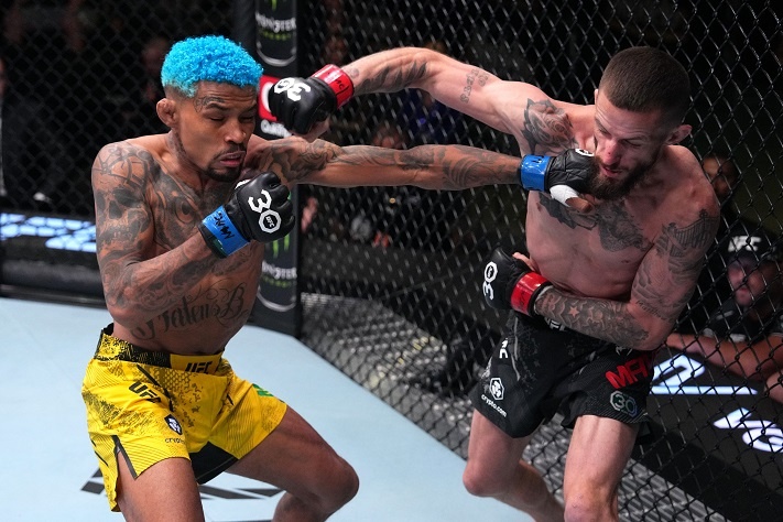 UFC Vegas 80: Nate Maness Avoids Leg Lock Attempts, TKOs Mateus Mendonca