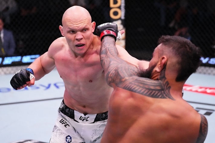 UFC Vegas 86: Bogdan Guskov KOs Zac Pauga, Says First UFC Win "Better ...