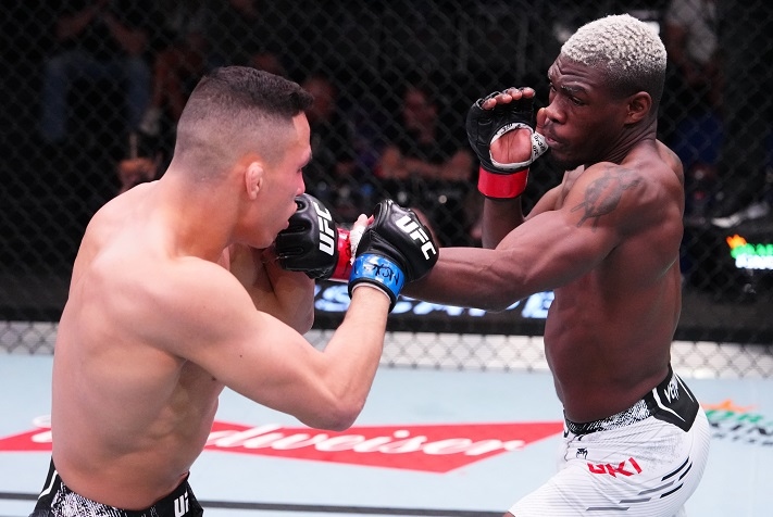 UFC Vegas 86: Bolaji Oki Squeezes Past Timothy Cuamba