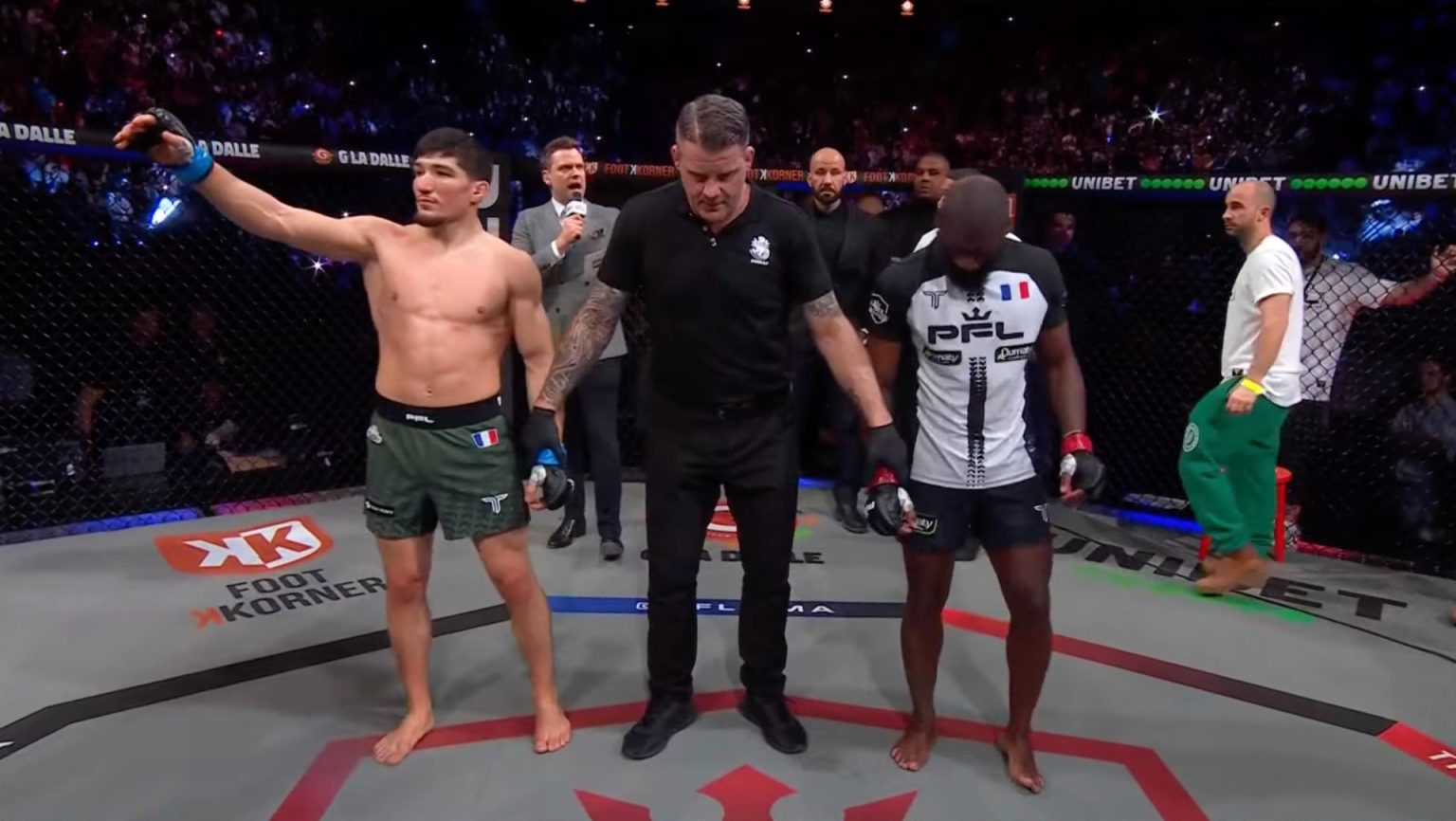 Baysangur Chamsoudinov Wins Bizarre Referee Stoppage, Cédric Doumbé ...