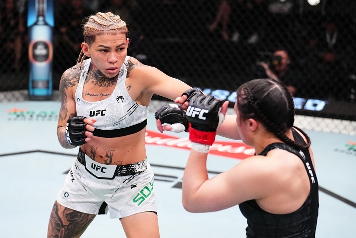 UFC Vegas 91: Ketlen Souza Dominates Marnic Mann in Strawweight Return