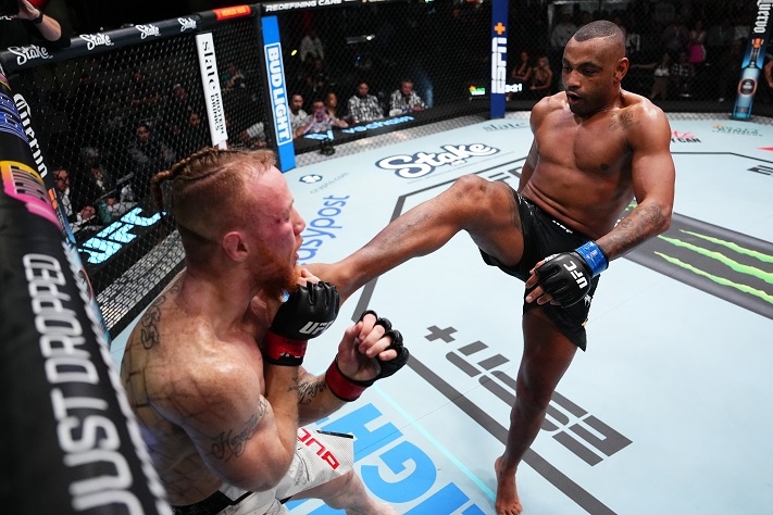 UFC Vegas 90: Cesar Almeida TKOs Dylan Budka Despite Takedown Defense Holes