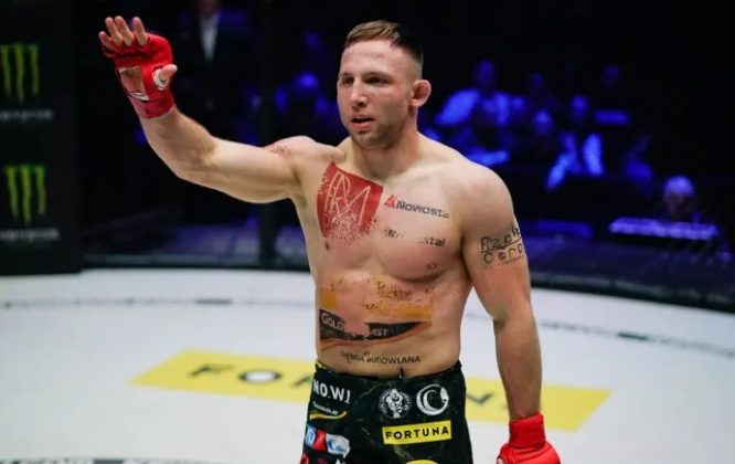 KSW 105: Bartosinski vs. Grzebyk Full Results