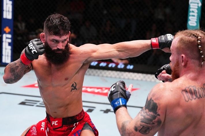 UFC Vegas 97: Andre Petroski Outwrestles Dylan Budka to Decision Win