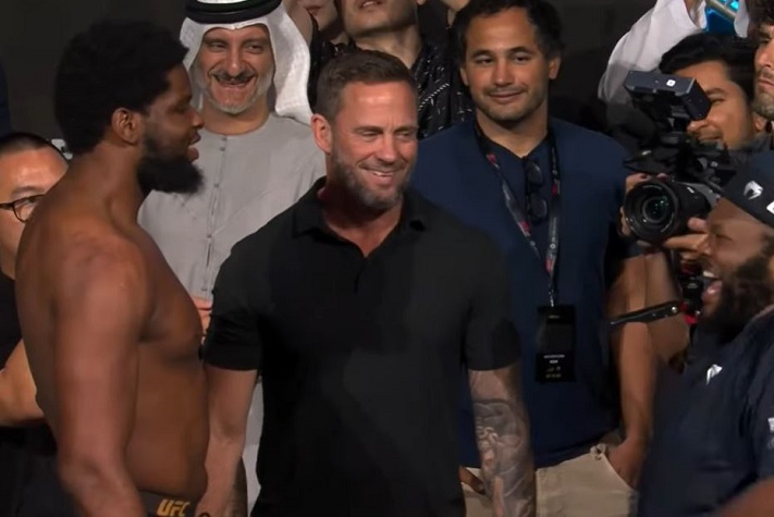 UFC 308: Kennedy Nzechukwu Stops Hobbled Chris Barnett