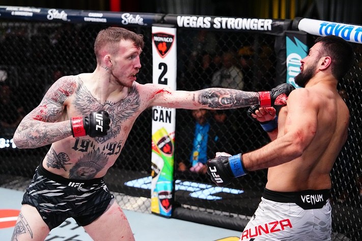 UFC Vegas 105: Rhys McKee Batters Daniel Frunza, Forces Doctor Stoppage