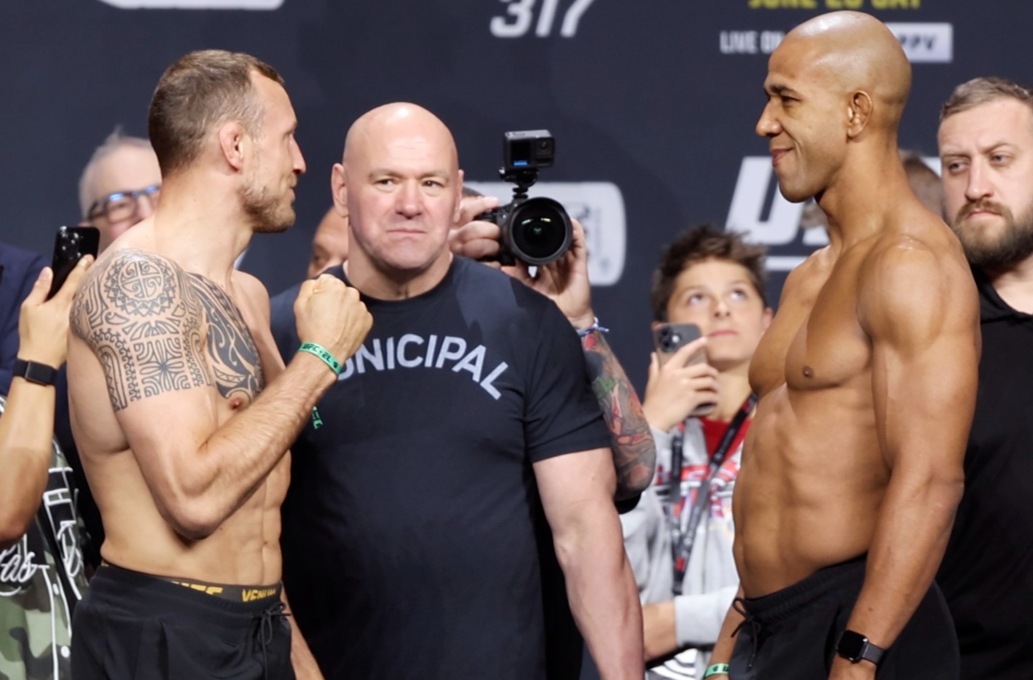 UFC 317: Gregory Rodrigues Disconnects Jack Hermansson From Consciousness