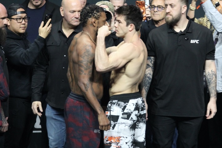 UFC 324: Michael Johnson vs. Alexander Hernandez a Last-Minute Scratch